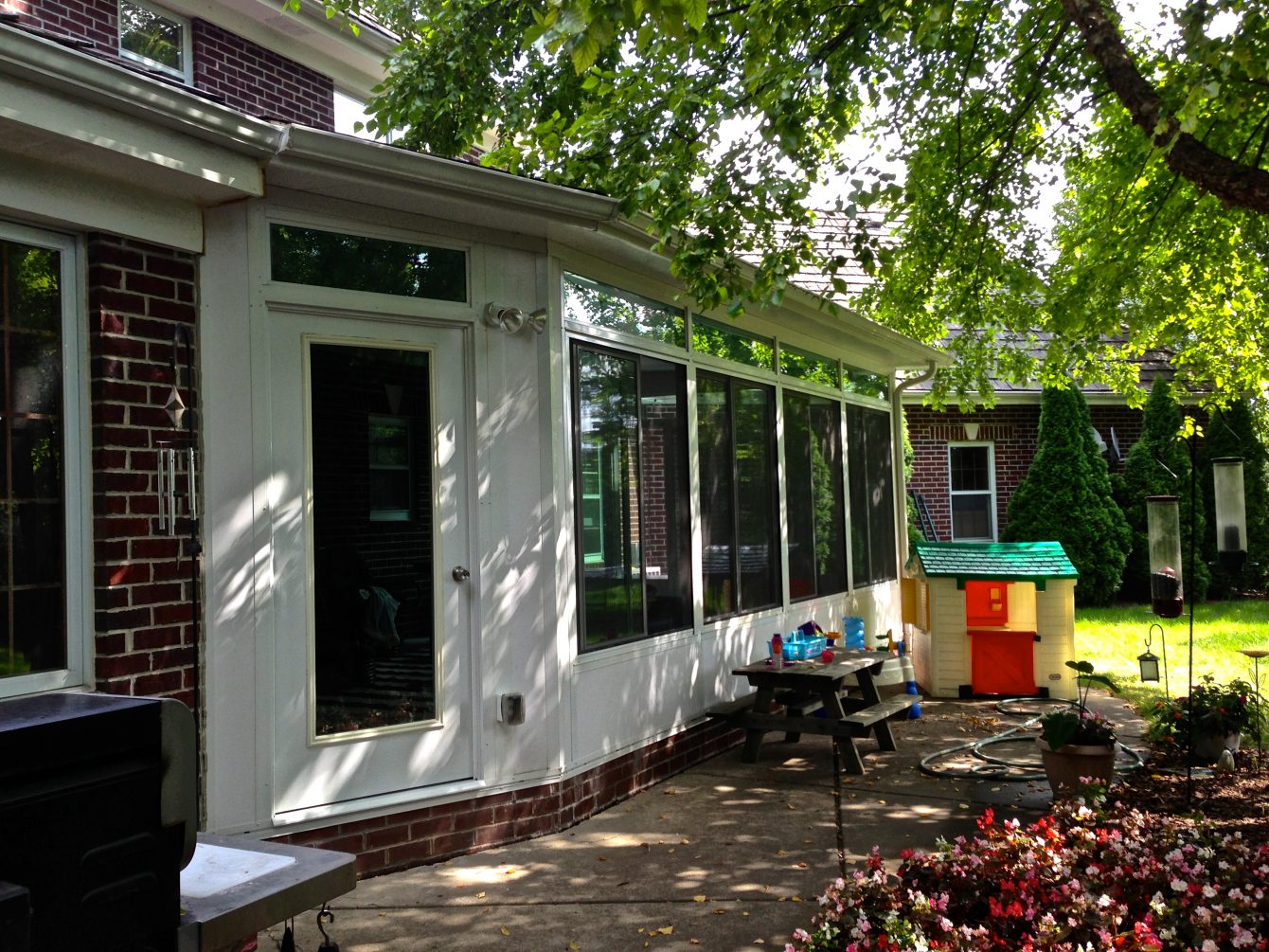 Enclosed Patio Room Racine WI | Bear Sunrooms